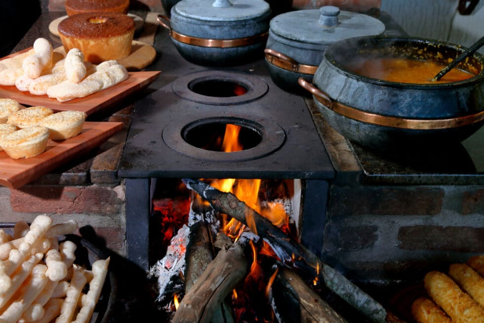 Historical Cooking in Fireplaces